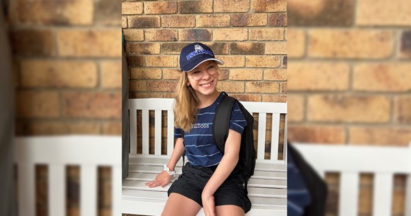 Step Up So Mimi Can Take Steps of Her Own | Bulldogs